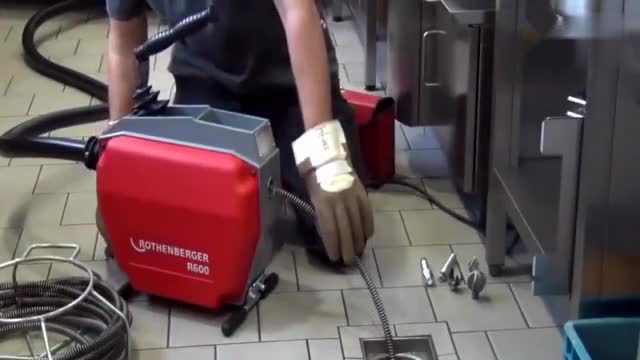 超级强大的管道疏通器,还有什么水道是不能通的?