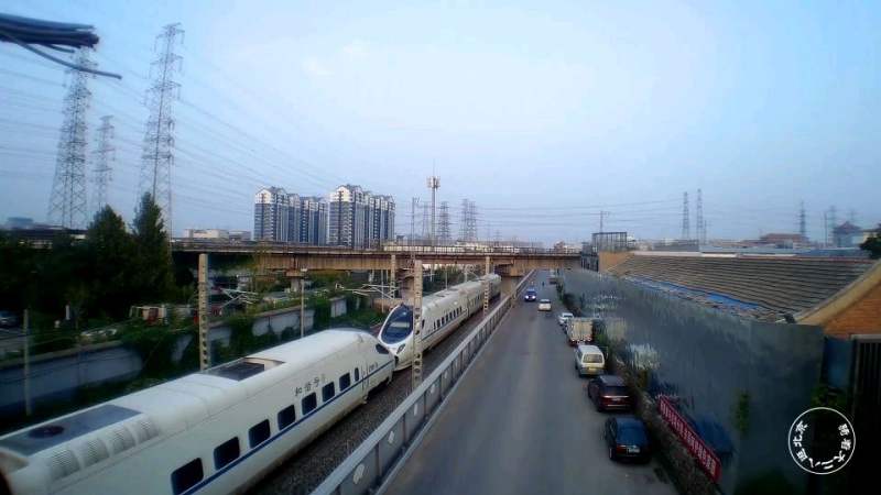 和谐号CRH5A动车组过水南庄铁路匝道口合集