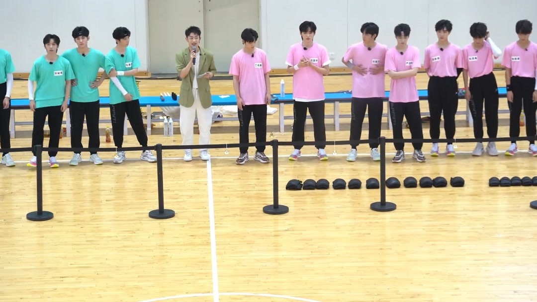 【时代少年团】《中场休息》TF家族2022夏日运动会饭拍