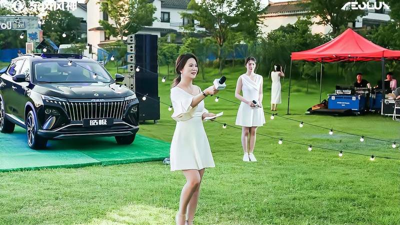 露营、烧烤、音乐派对 13万级混动SUV皓极把年轻人拿捏住了!