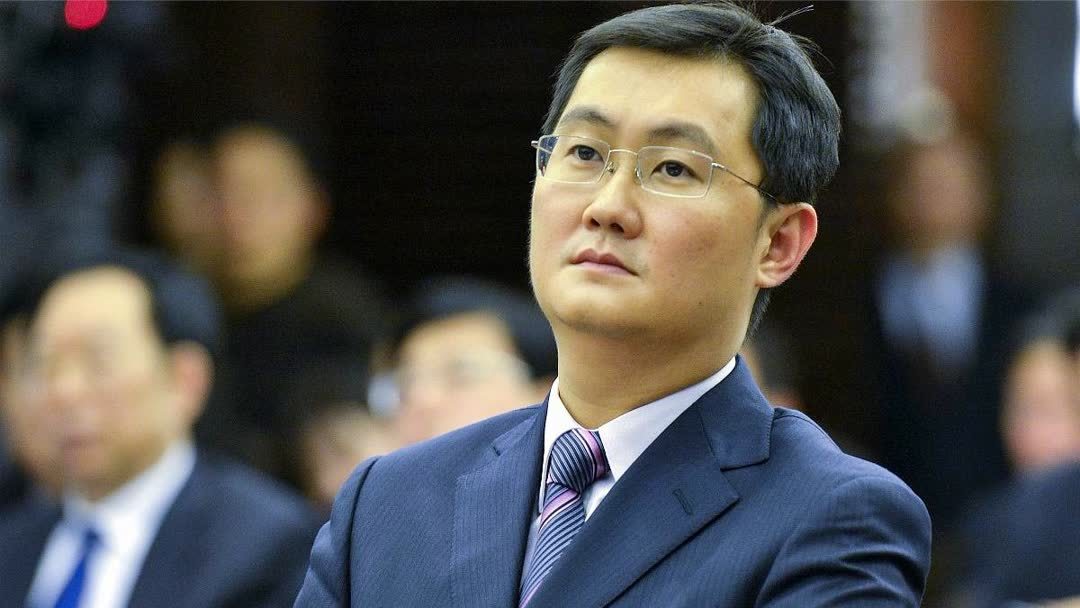 微信遇到对手了?下载量第一次被"碾压"!