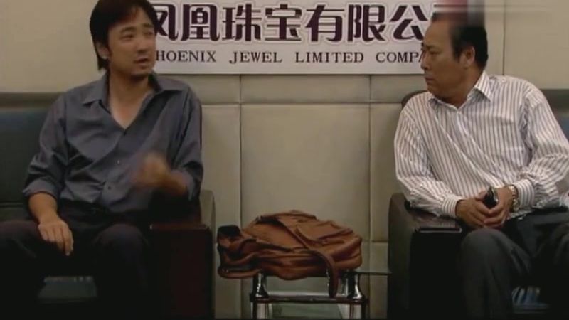 穷小子面试,大胆跟同屋人讲述公司管理层缺点,结果这人竟是老总