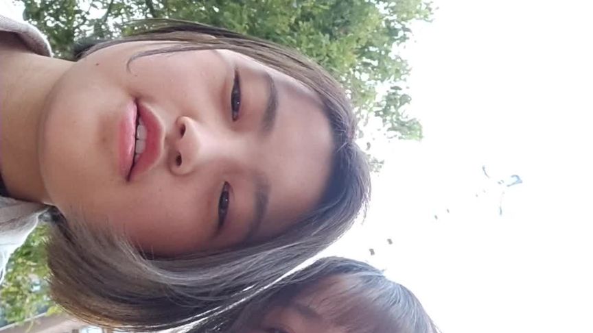 手机里第一个动态自拍 #照片里的时光 之前在下面个地址拍的