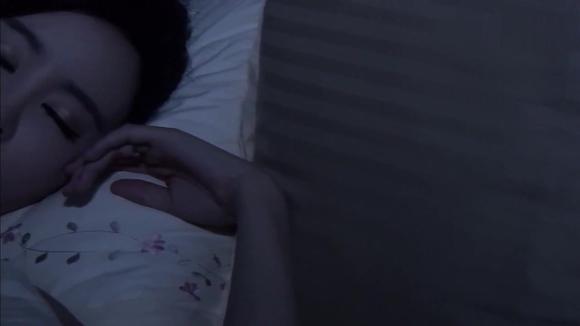 丈夫知道女子为了完成销售任务什么都干!丈夫现在快疯了!