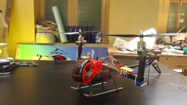 印度大叔自制一架双螺旋小直升机,看起来好逼真,这技术太牛了