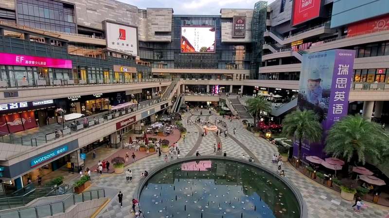 实拍福建省最大的商业综合体,投资200亿,环境超一流