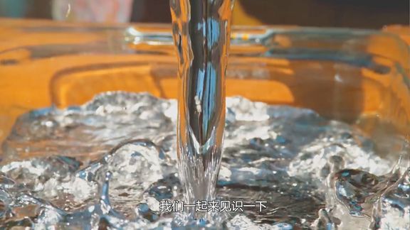 液体倾倒瞬间放慢400倍会怎样?老外实验,见证奇迹的时候到了