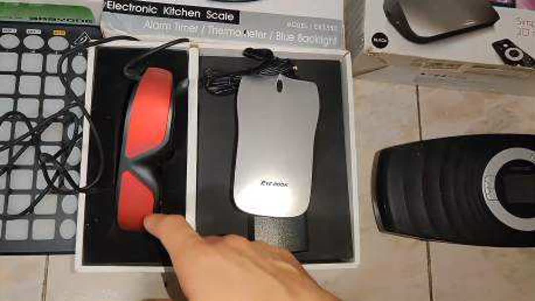 翻出全球第一台量产可穿戴电脑,十年前就卖10000块,土豪的玩具