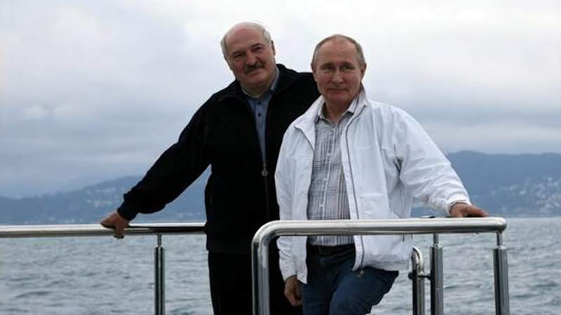 普京与卢卡申科会晤细节曝光:闭门长谈5个多小时,次日还出海游览