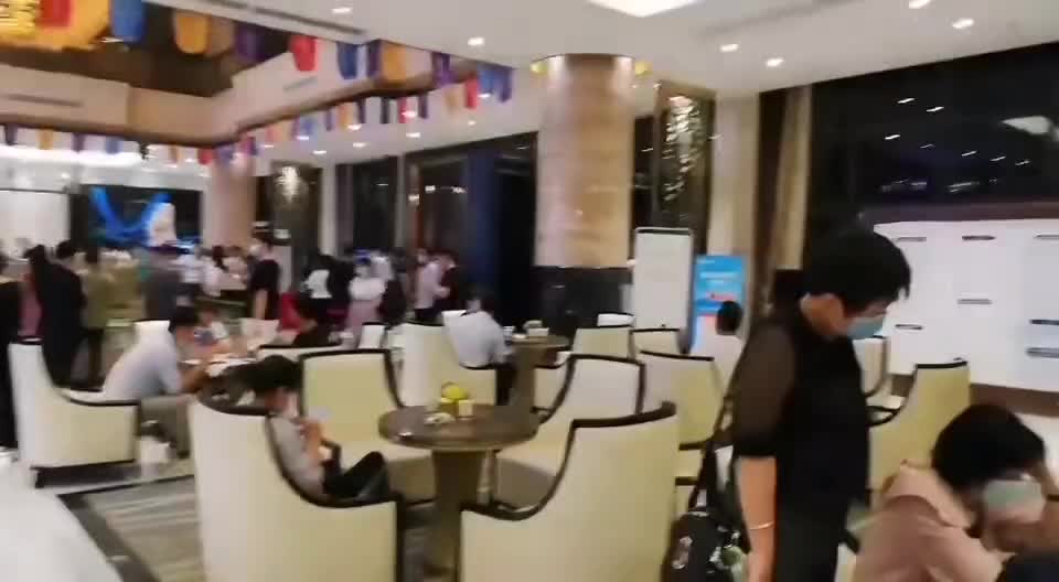 金盛丽景备案价9折外加开发商送一成首付相当于8折优惠,活动限于5月...