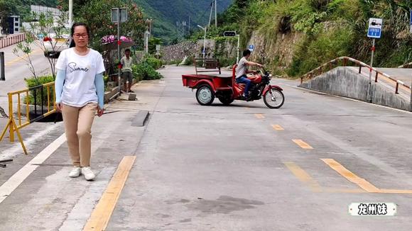 科目二考试现场,感受一下三轮摩托车考试是怎样的?