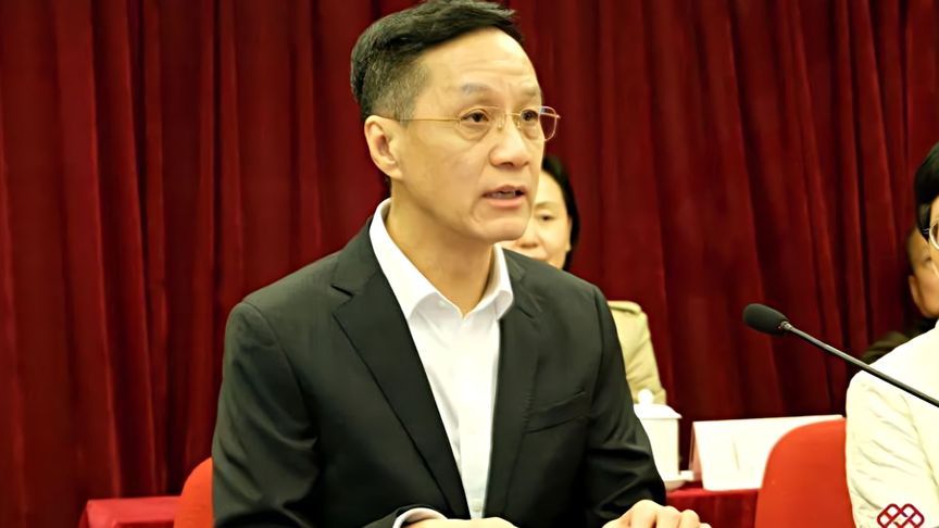 冯远征当选北京戏剧家协会理事会主席