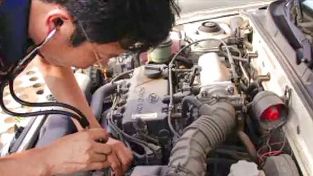 夏季开空调发动机舱异响?快速有效的5个检修方法教给你