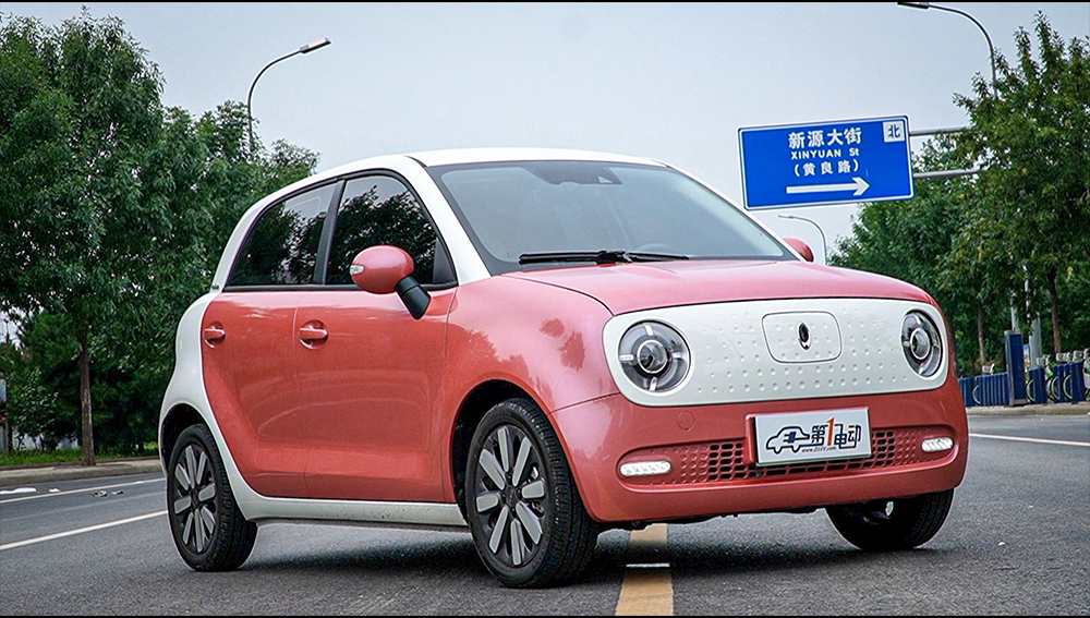 电动嘚吧嘚|灵活好开空间大 试驾长城欧拉黑猫