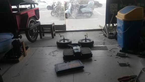 带大家认识了解一下电动平衡车!