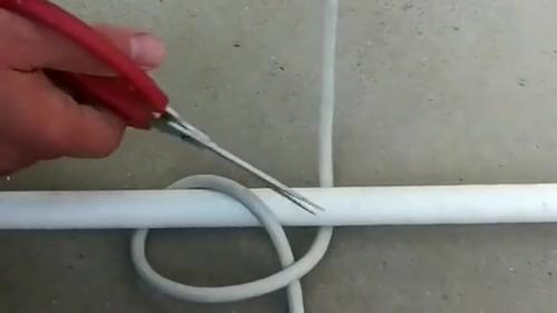 生活中的小窍门,以后遇见这样的事情就不怕了,教你一招轻松搞定