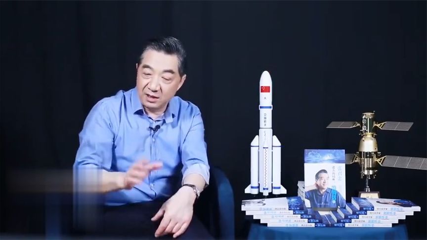 张召忠说:真是想不到,火箭发射后还能回收?一起来听局座分析!