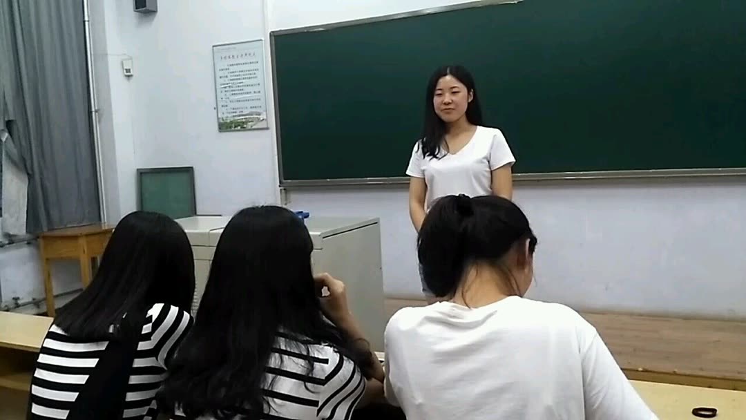 201482536幼儿园中班科学领域《认识时钟》