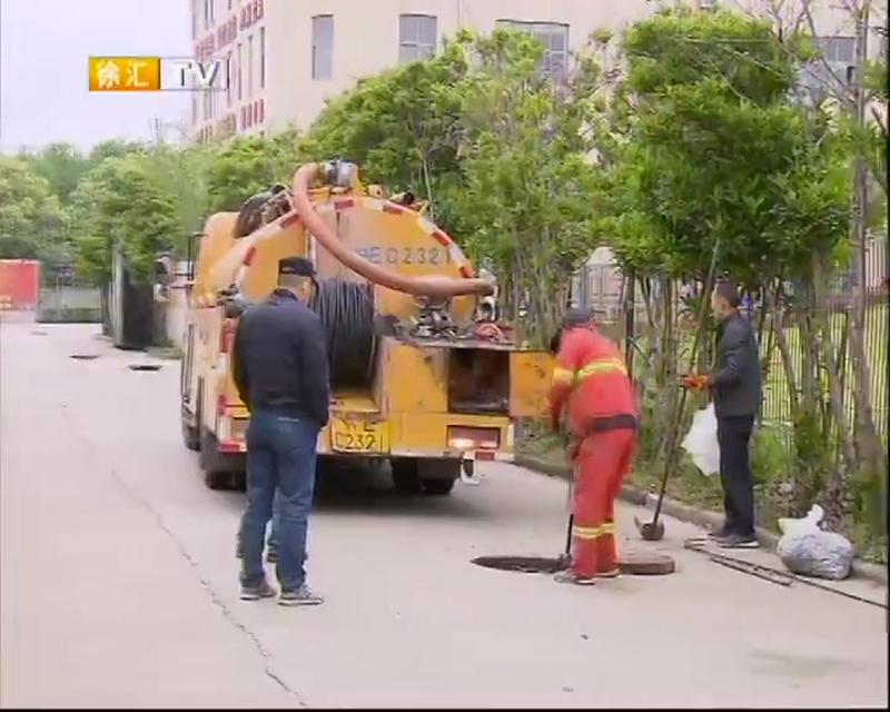 周末话题 三不管房屋有人管 老小区走出困境