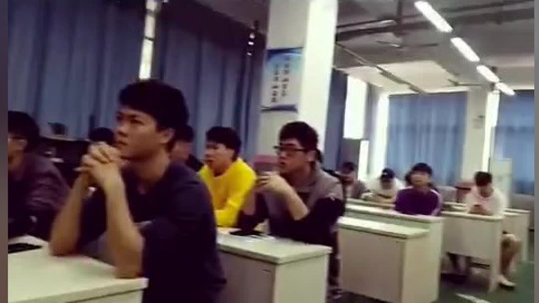 17车身1班 安全教育主题班会