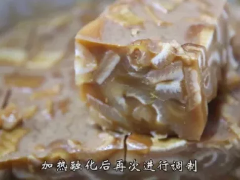 教你在家做正宗猪皮冻,劲道爽滑,一学就会,一大盆不够吃
