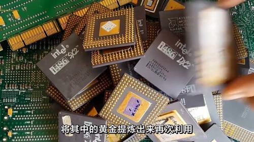 旧手表内真有黄金吗?小哥将祖传手表拆了,收获还真不小