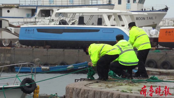 果然视频 | 上门预警,威海海岸警察积极应对台风"梅花"