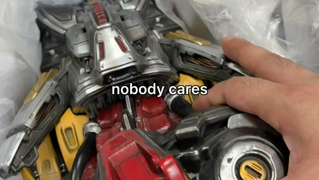 1米高的钢锁 变形金刚