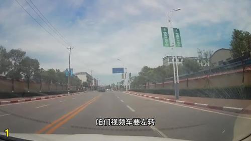 头一次见这样开车转弯的,这是谁的部将?