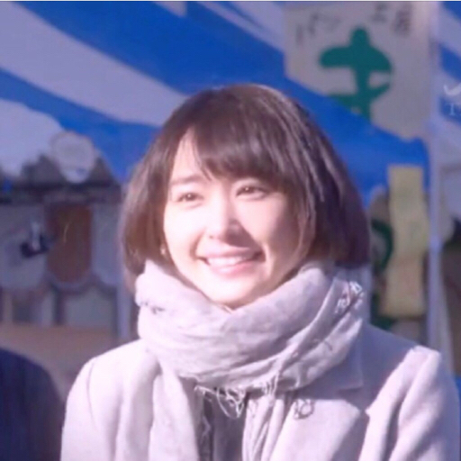 阳光灿烂的柿子 