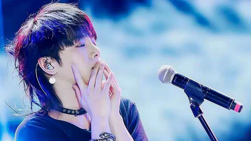 无词的《西游记》片头曲,竟被华晨宇改成了《齐天大圣》!