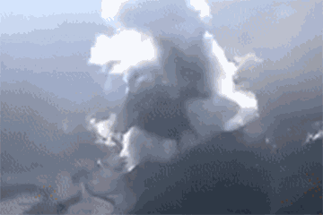 【印度尼西亚】恐怖!印尼火山突然爆发上百游客正在参观 发现不对劲...
