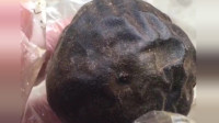 还以为又是东北冻梨,剥开那一刻,这是个啥?