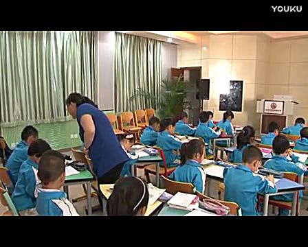 小学二年级语文《丑小鸭》(小学语文课堂教学实录)