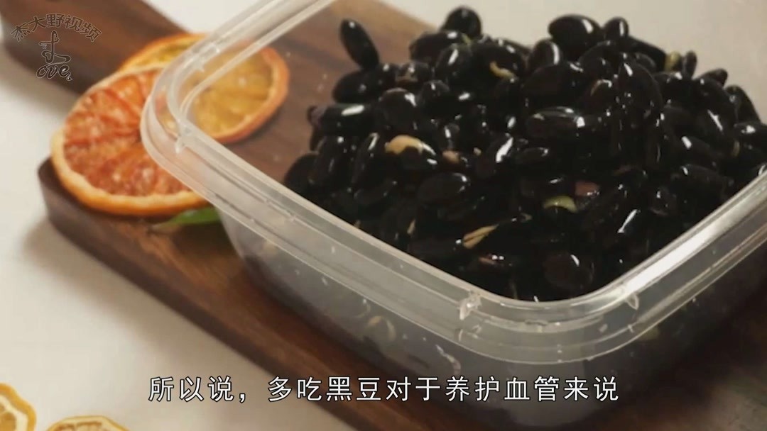 血管堵塞怎么办?医生忠告:这3种食物要多吃,身体一天比一天好