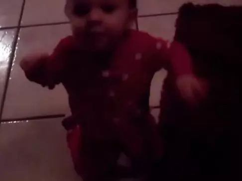 有趣的婴儿模仿动物行为汇编2015