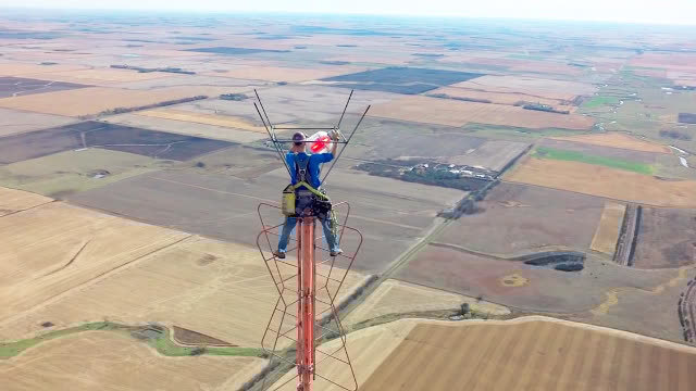 信号塔是如何架起来的,这高度彻底征服我了