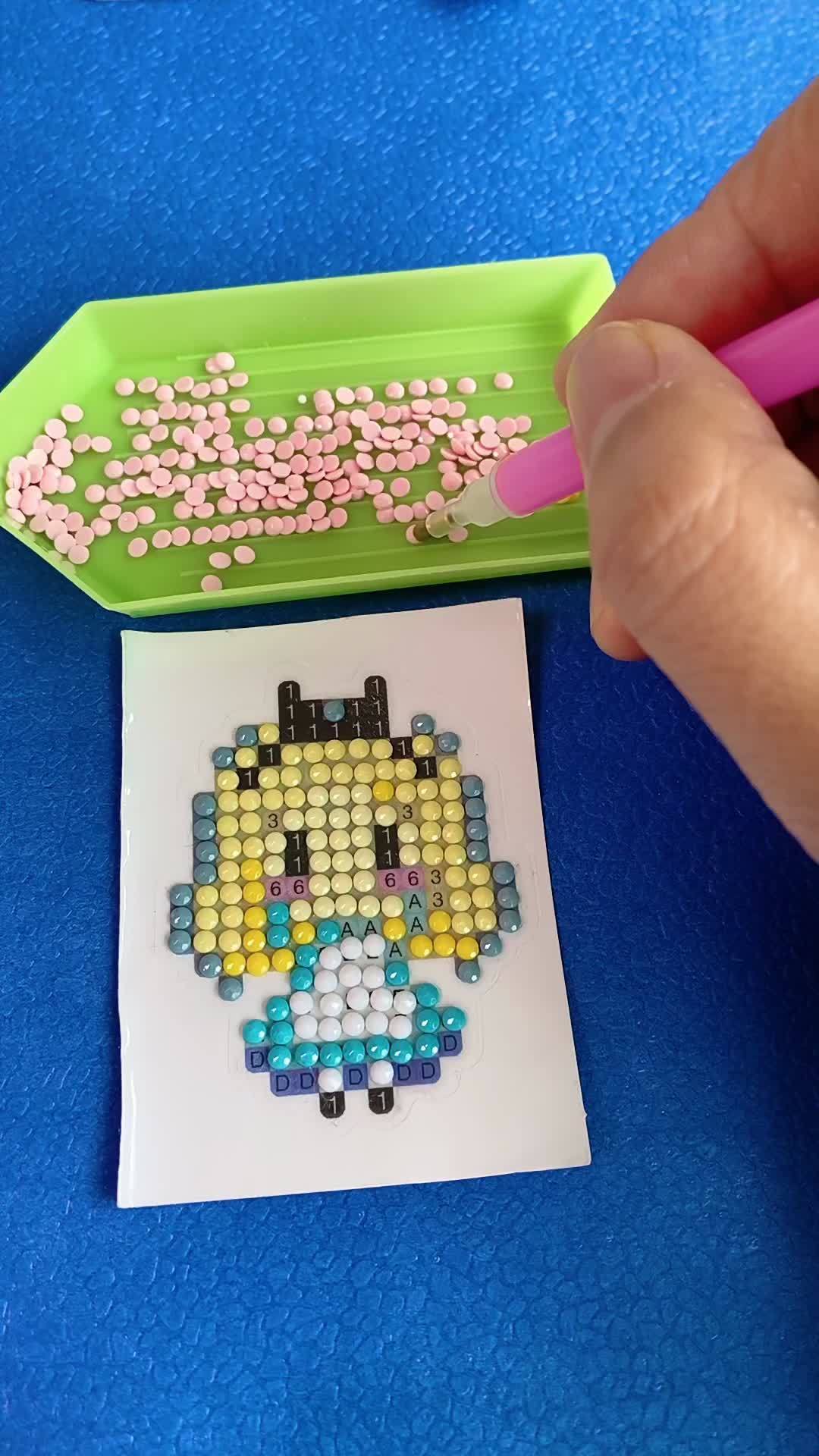 简单有趣的手工钻石画,孩子玩到停不下来,提升专注力,培养耐心和细心,...