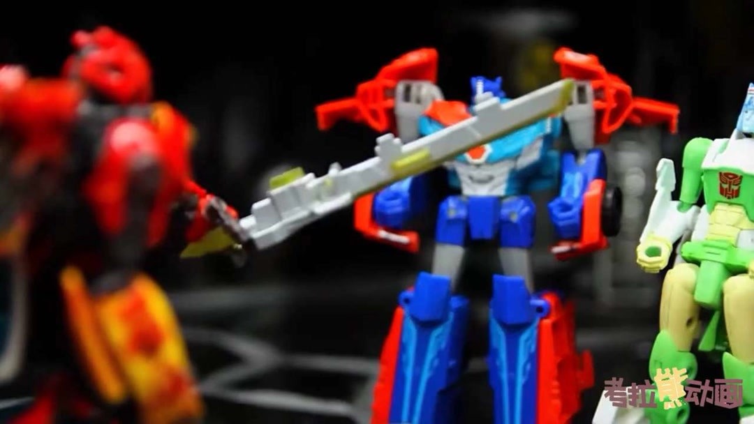 变形汽车定格动画 第18集 大黄蜂崛起