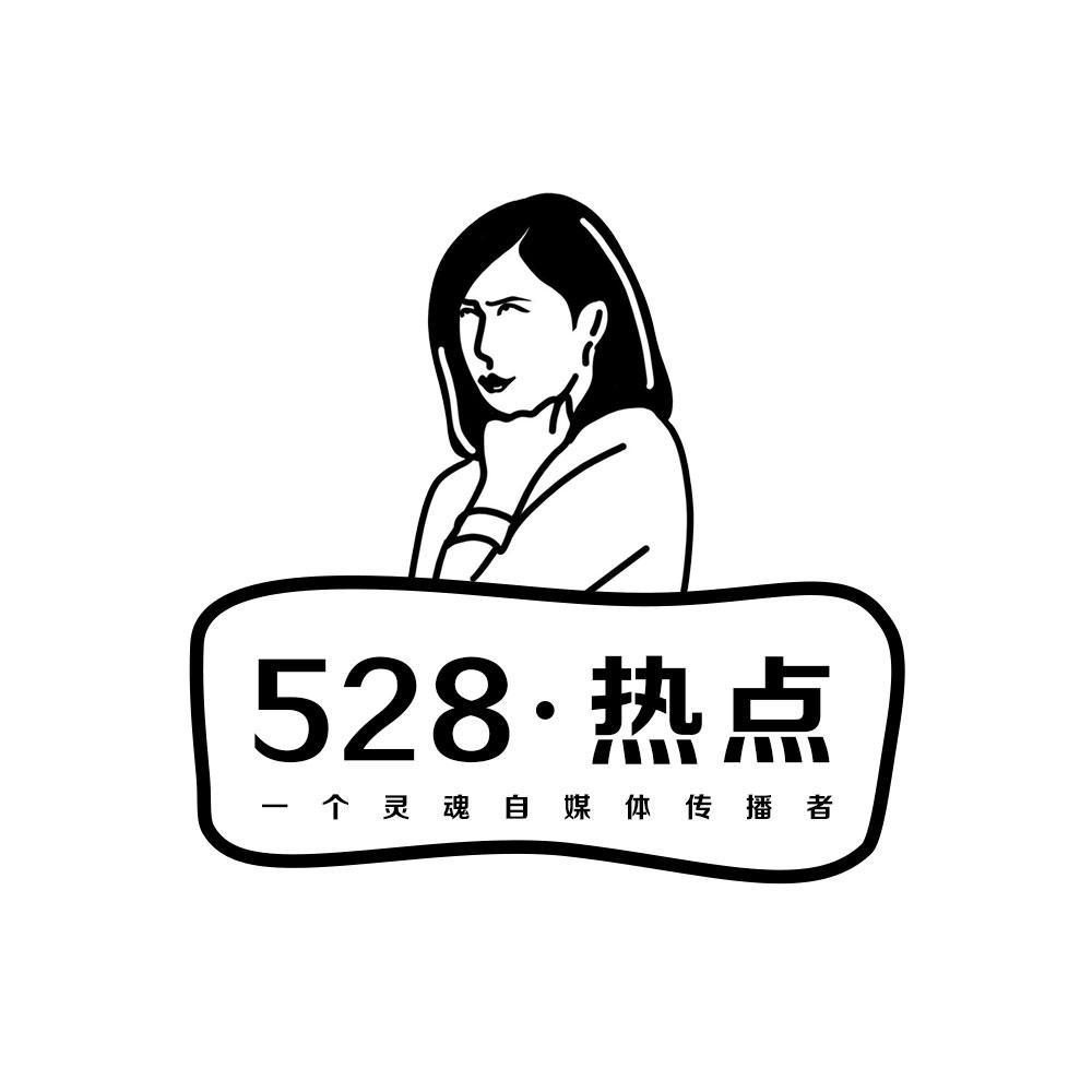 博学的青山DqS 