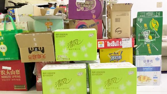 网上捡垃圾0元快递堆成山,各种死亡订单让商家追悔莫及!