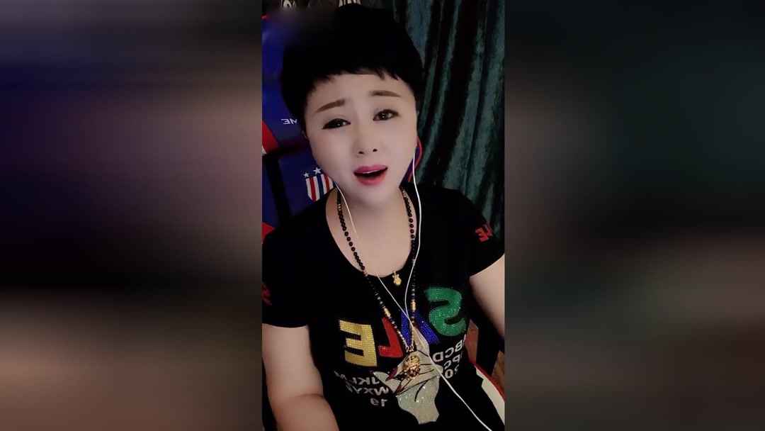 万爱千恩 父母的养育之恩,无以为报 没事的时候多陪陪爹妈! 有事没事...