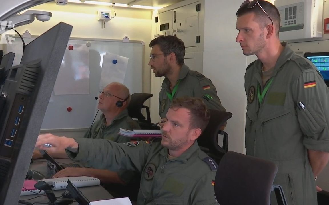 德国空军12名人员正在以色列接受无人机侦察飞行培训