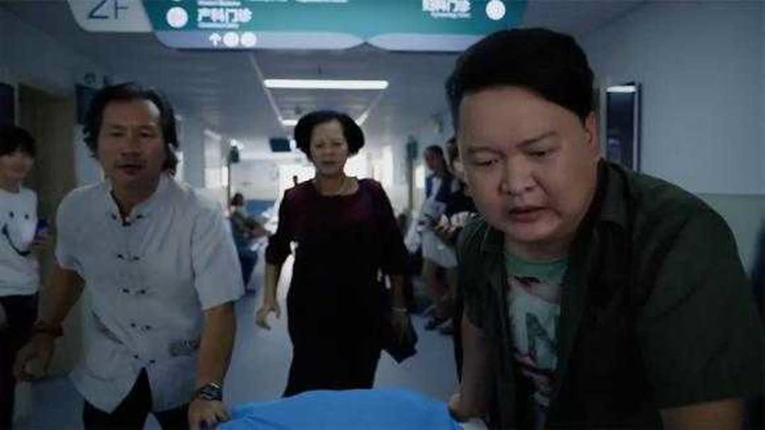 产科男生:产科男医生太帅,孕妇都找他排队看病,丈夫不乐意了