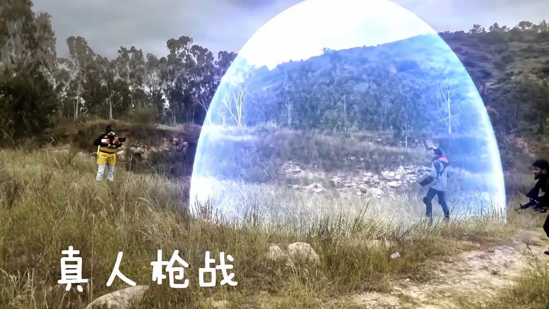 老外用真人模拟枪战类游戏情景,各个角色身怀绝招