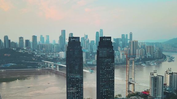 夏天结束了,但十八楼的故事永不完结。#长江国际18楼 #tf家族