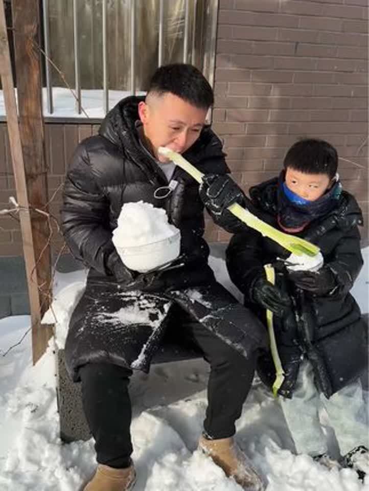 黑金鹅绒羽绒服,给钱我就卖!