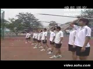 标枪的标准动作.