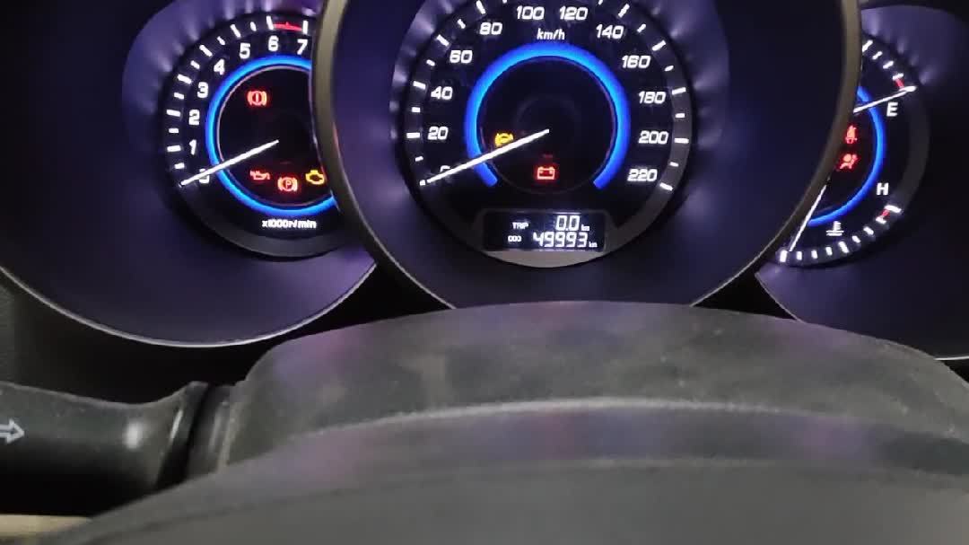 汽车仪表每个指示灯都不容忽视