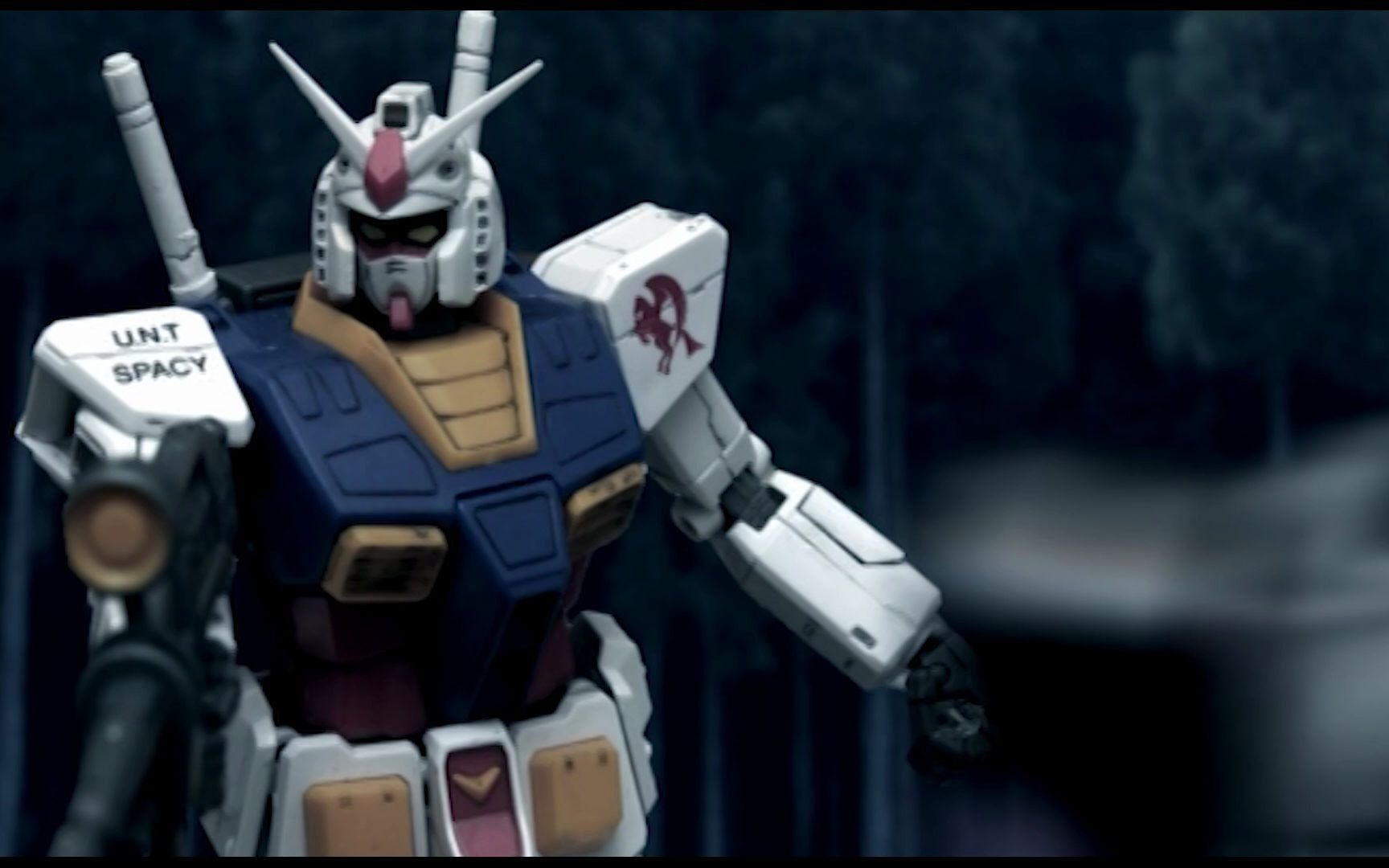 自制机动战士高达模型动画